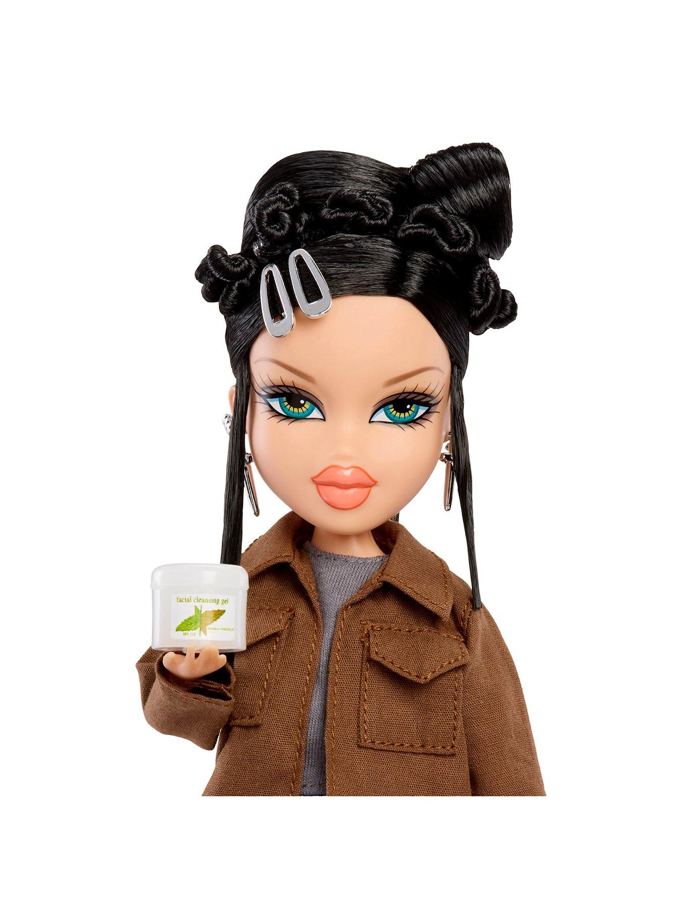 Bratz Collector Mean Girls Spring Fling - Janis | Very