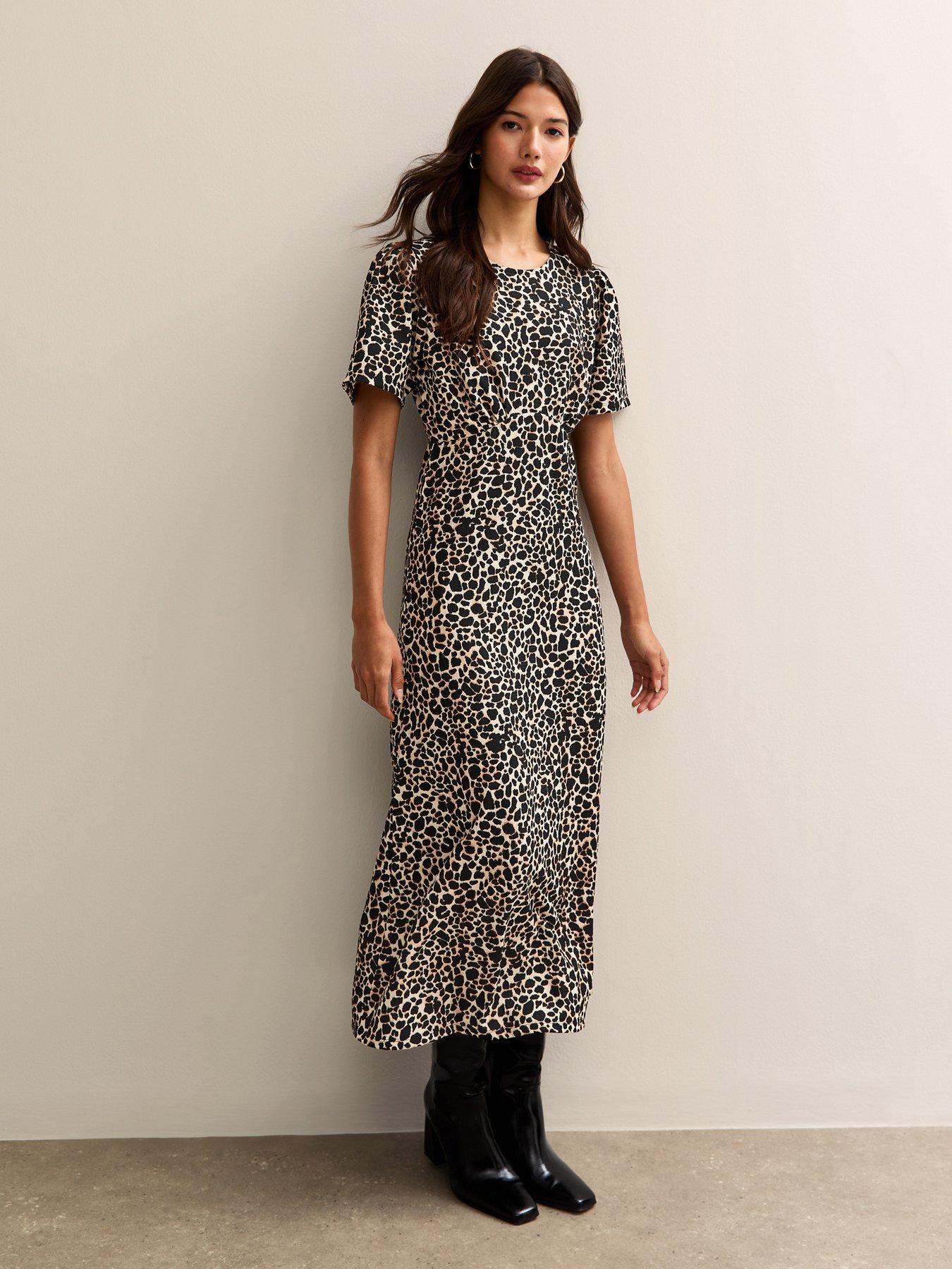 New Look Crinkled Jersey Animal Print Short Sleeve Midi Dress - Print ...