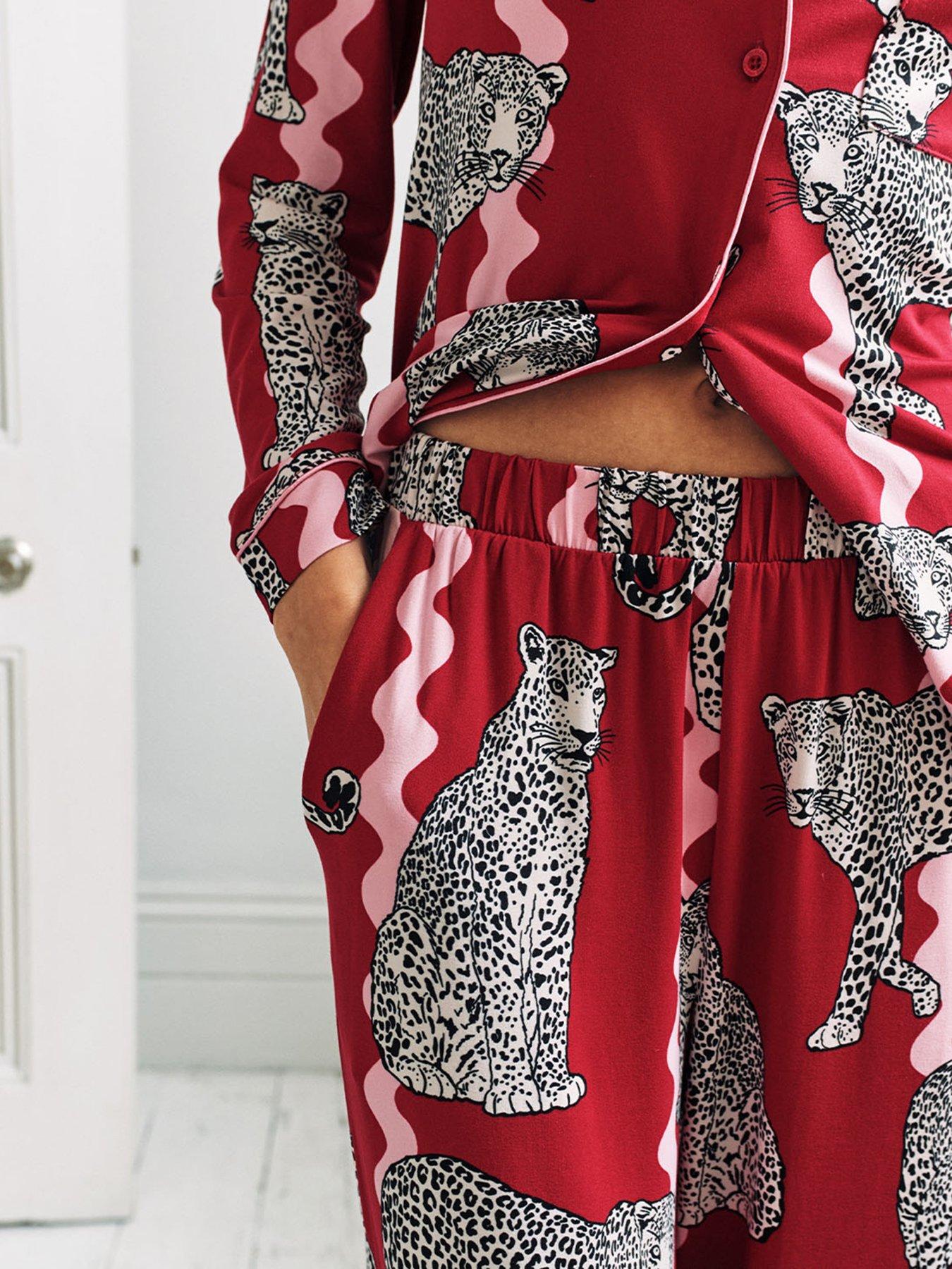 CHELSEA PEERS Classic Printed Long Button Up Set - Red | Very
