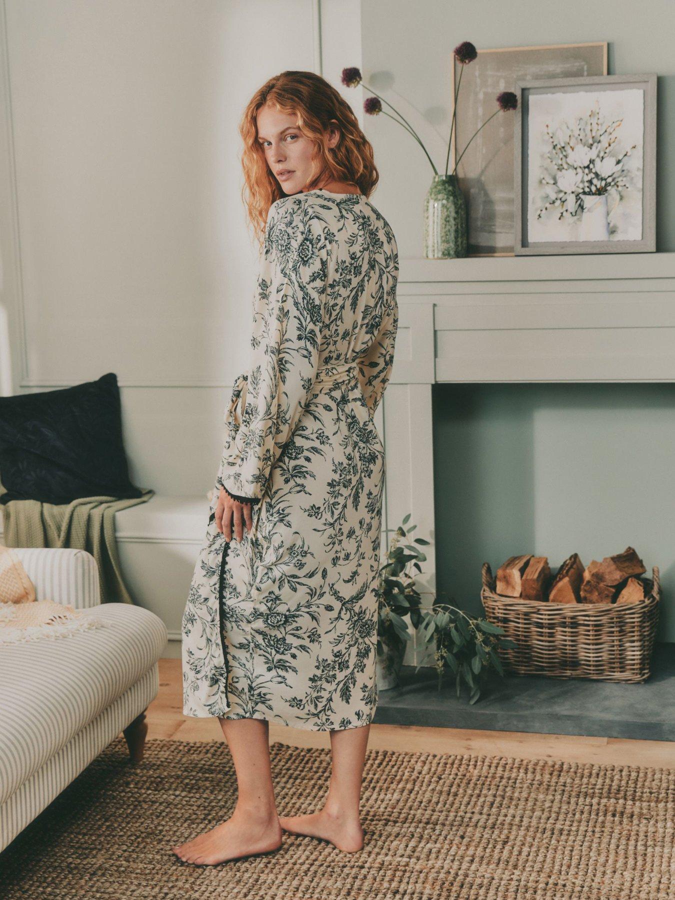 Laura Ashley Lloyd Mono Robe - Black | Very