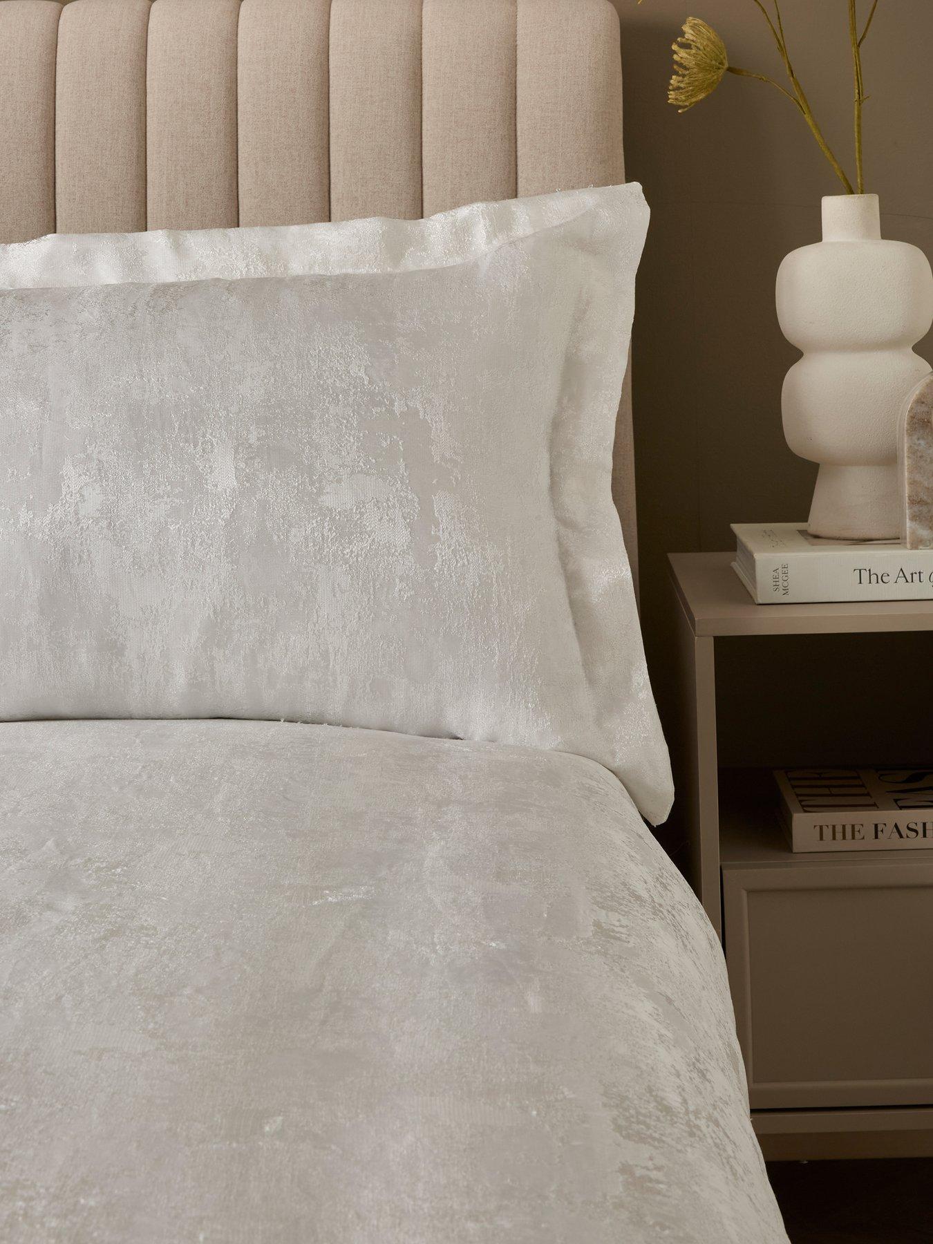 The Very Collection Luxe Textured Jacquard Duvet Set | Very