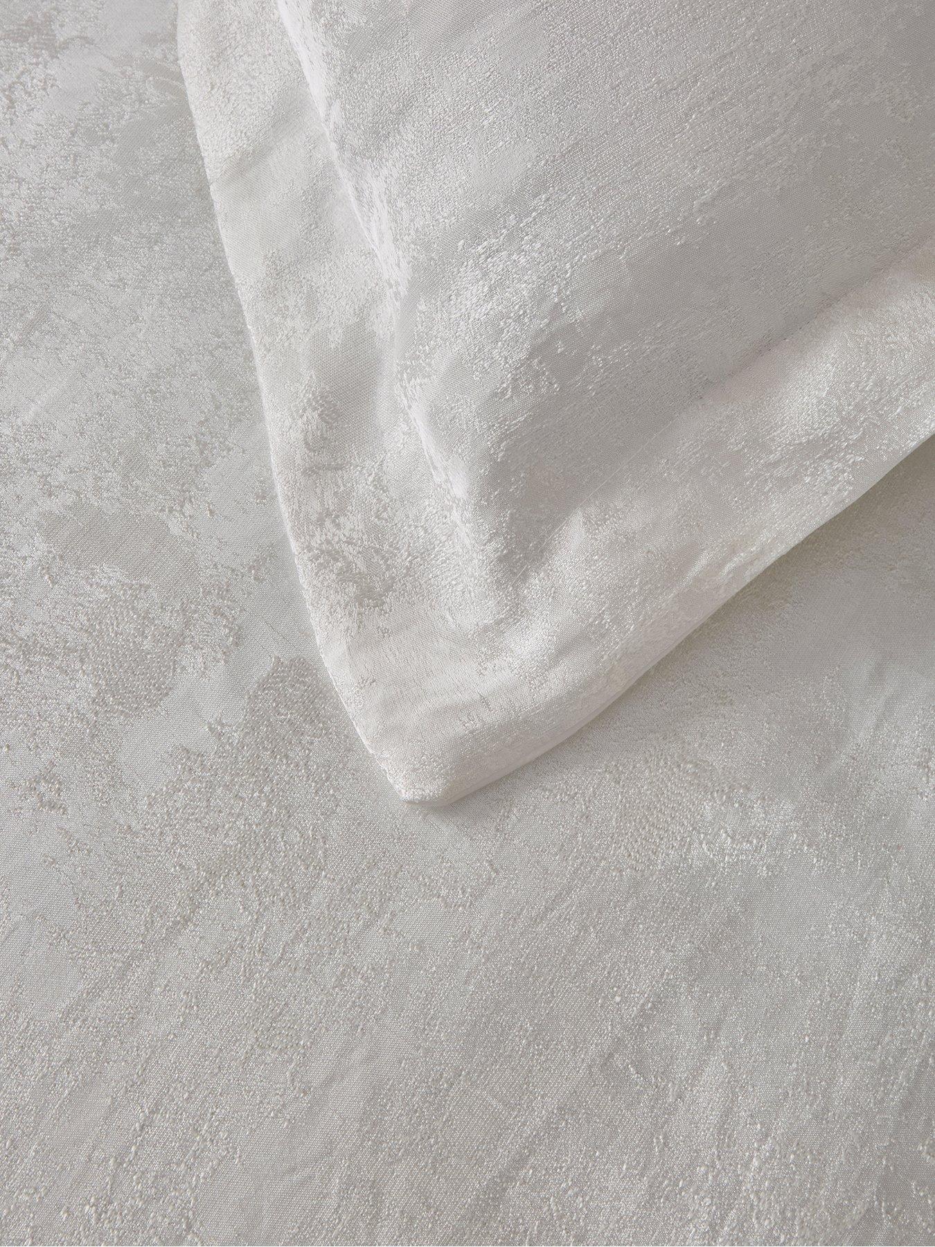 The Very Collection Luxe Textured Jacquard Duvet Set | Very