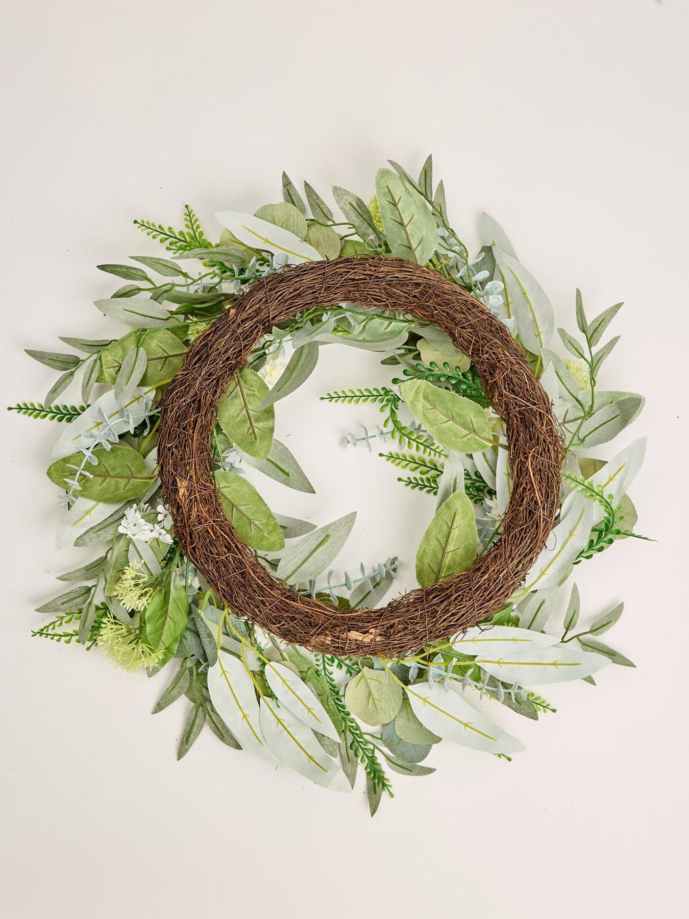 The Very Collection 60cm Daisy Wreath | Very