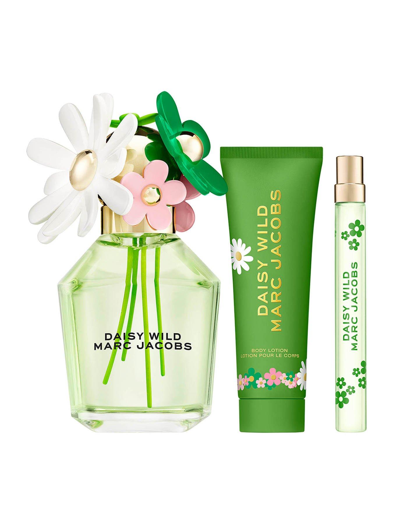 MARC JACOBS Daisy Wild Eau de Parfum for Women Trio Gift Set | Very