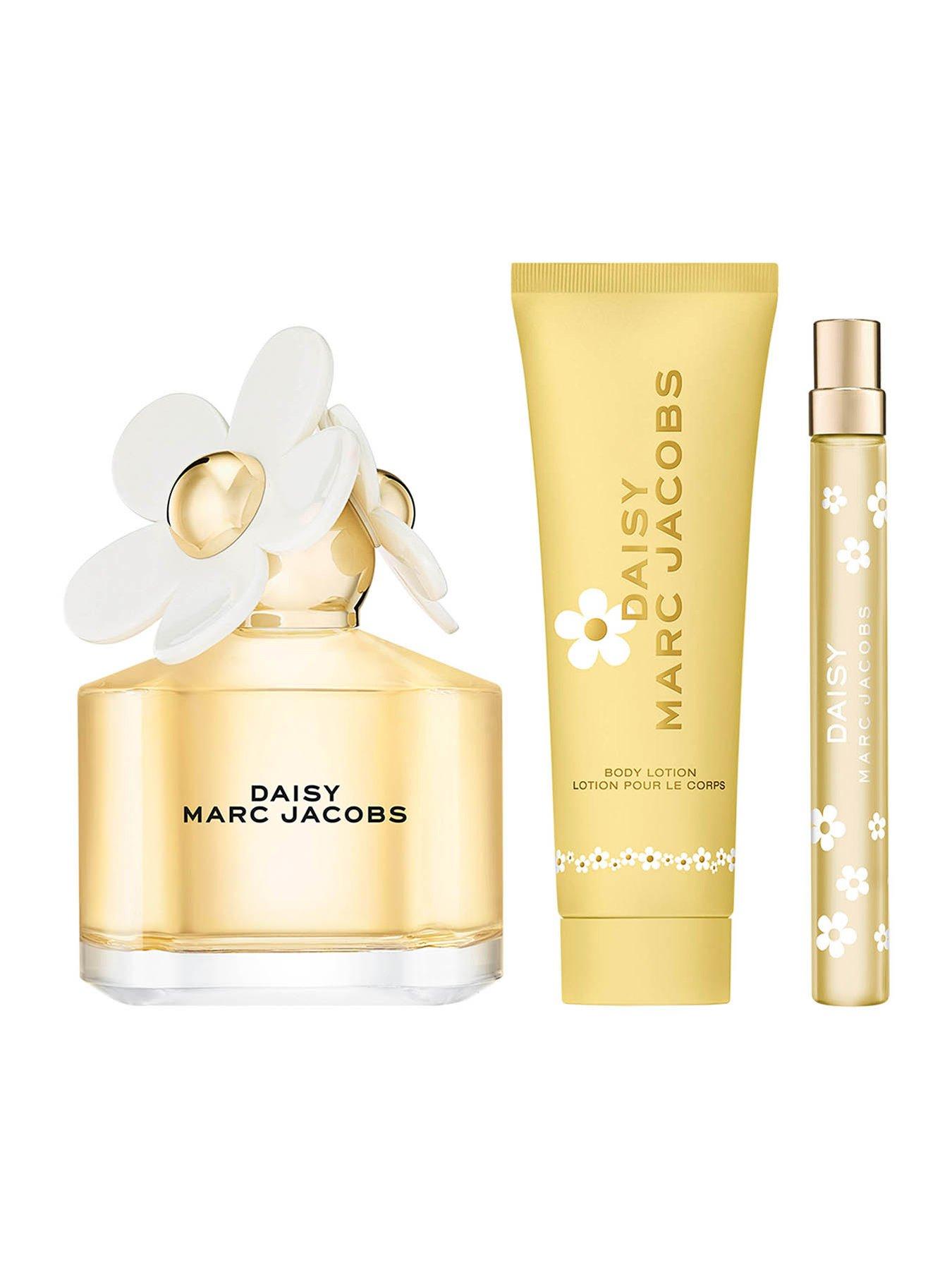 MARC JACOBS Daisy Eau de Toilette for Women Trio Gift Set 100ml | Very