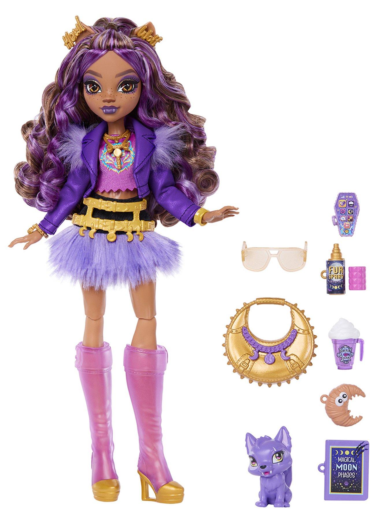 Monster High Clawdeen Wolf Fashion Doll in Furry Skirt with Pet ...