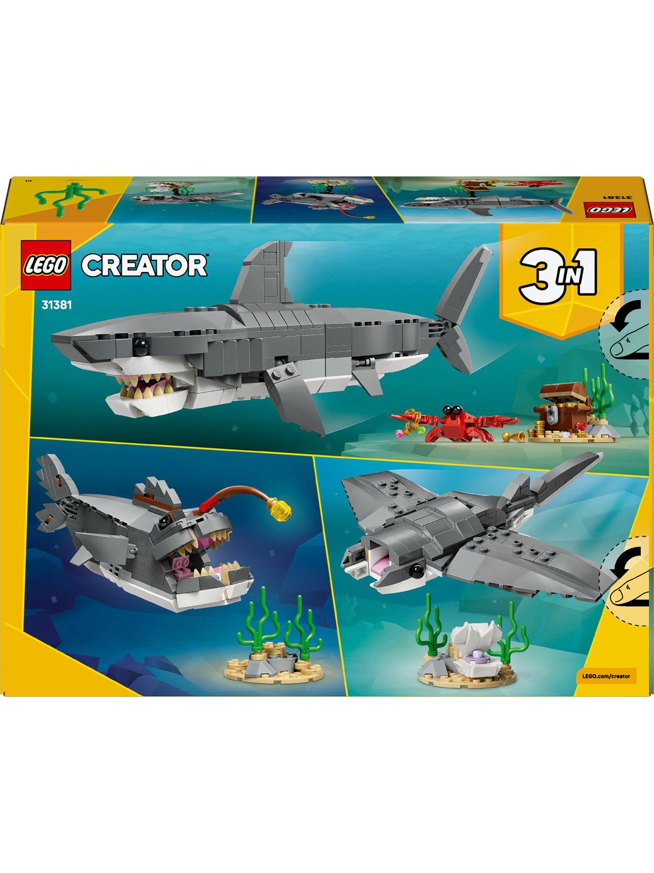 LEGO Creator 3in1 Fierce Shark with a Treasure Chest 31381 | Very