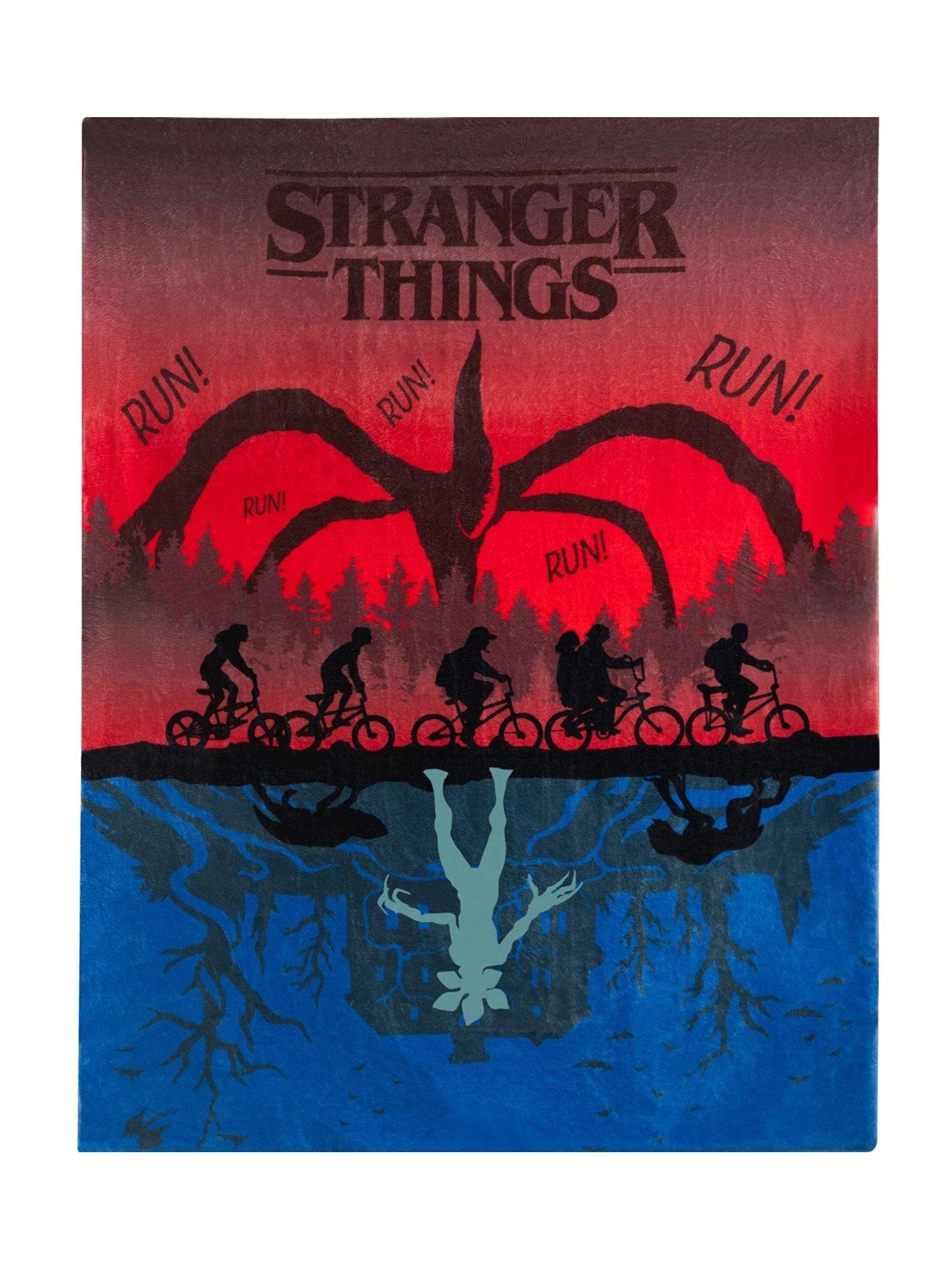 Dreamland Netflix Stranger Things Colour Changing Heated Throw | Very