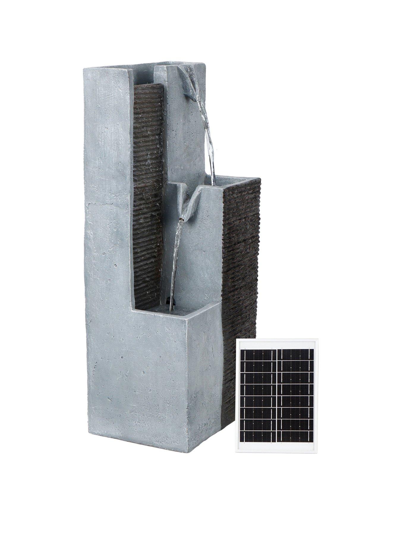 Streetwize Trickle Solar Powered Water Fountain | Very