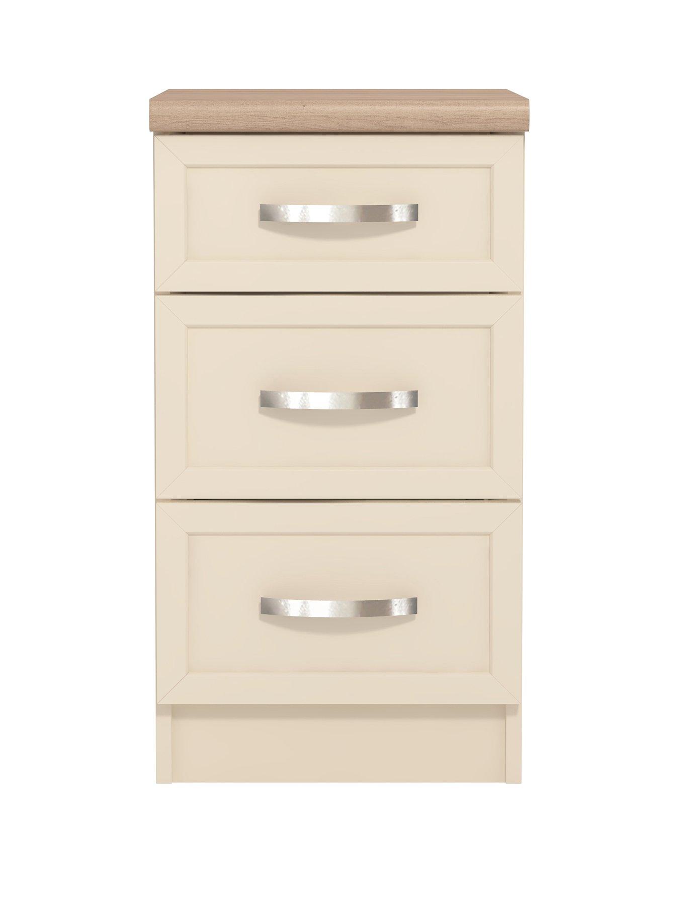The Very Collection Camberley 3 Drawer Graduated Bedside Chest ...