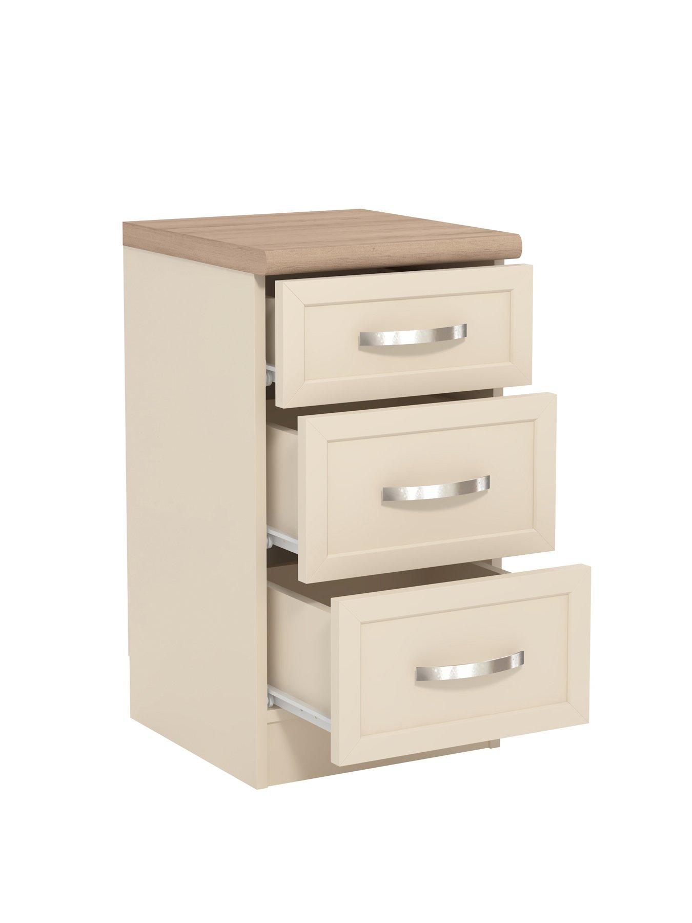 The Very Collection Camberley 3 Drawer Graduated Bedside Chest ...